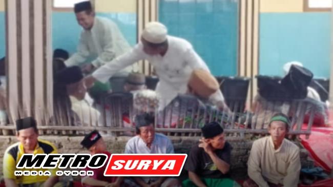 Tradisi Sedekahan Maulid Nabi Warga Mekarsari Kecamatan Waled Kabupaten ...